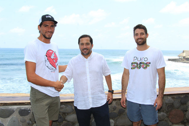 Davivienda El Salvador Da A Conocer Apoyo A Surfista Bryan Pérez