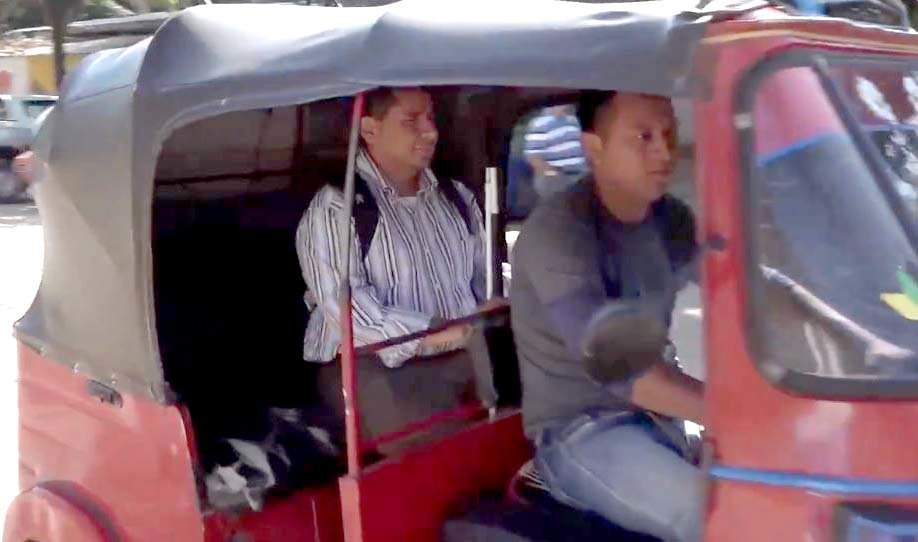 VIDEO: Oscar Bonilla, el profesor no vidente que con su alegría se ganó ...